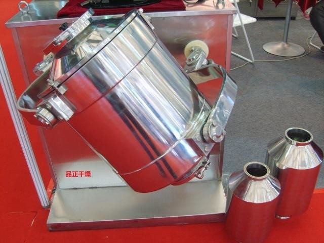 Three Dimensional Motion Powder Mixer Machine 2.2KW Compact Structure